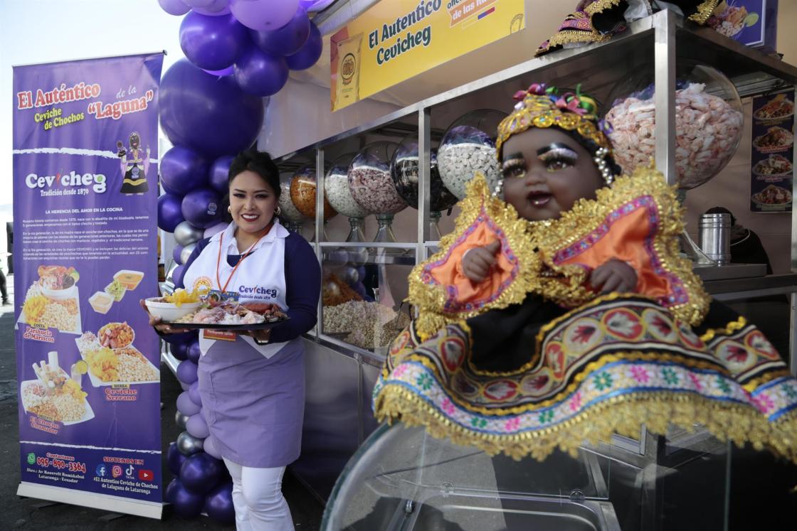 La gastronomía típica de Ecuador en el Hueca Fest de Quito