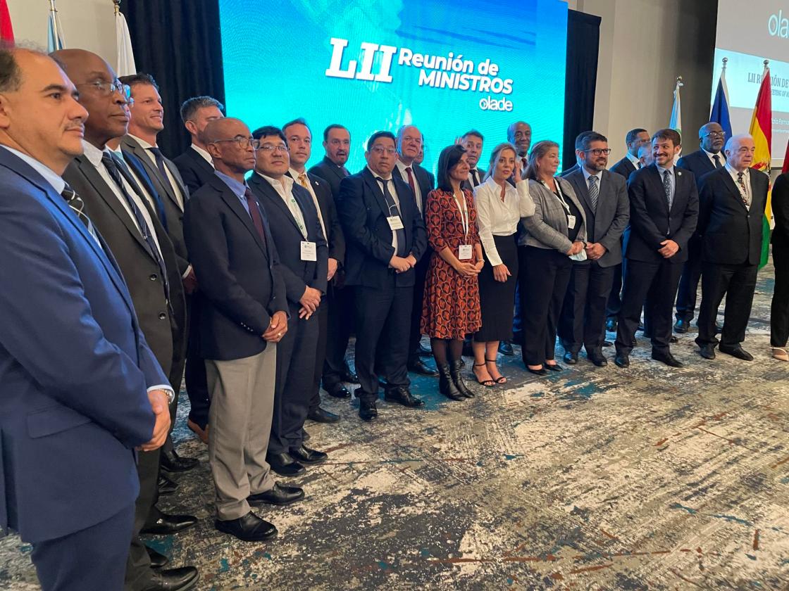 Olade pide no detener el "avance" del sector energético de Latinoamérica