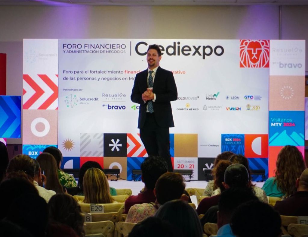 Sergio Loredo Foyo con AlquimiaPay participa en Crediexpo 2023